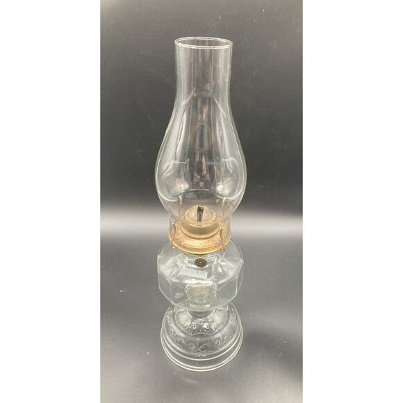 P&A Risdon | Accents | Pa Risdon Mfg Co Clear Glass Hurricane Oil Lamp ...